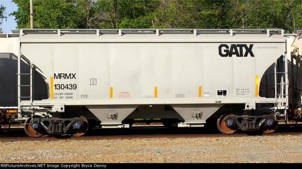 MRMX 130439 in the Riverside UP yard